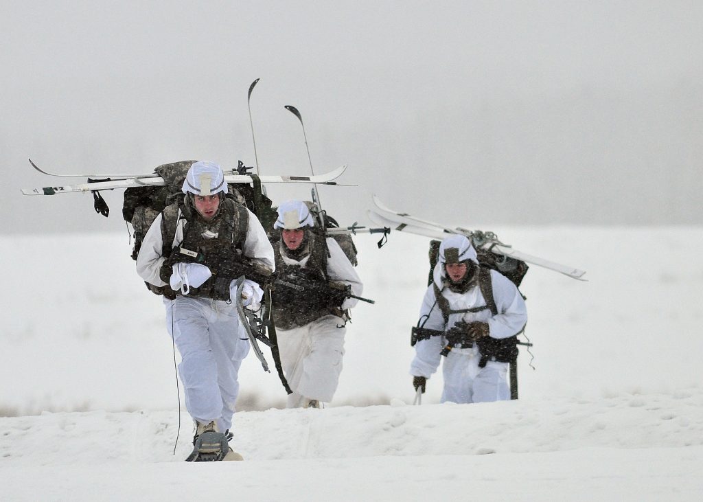 Ung grønlænder vil ikke have USA's militær og den kolde krig til Arktis